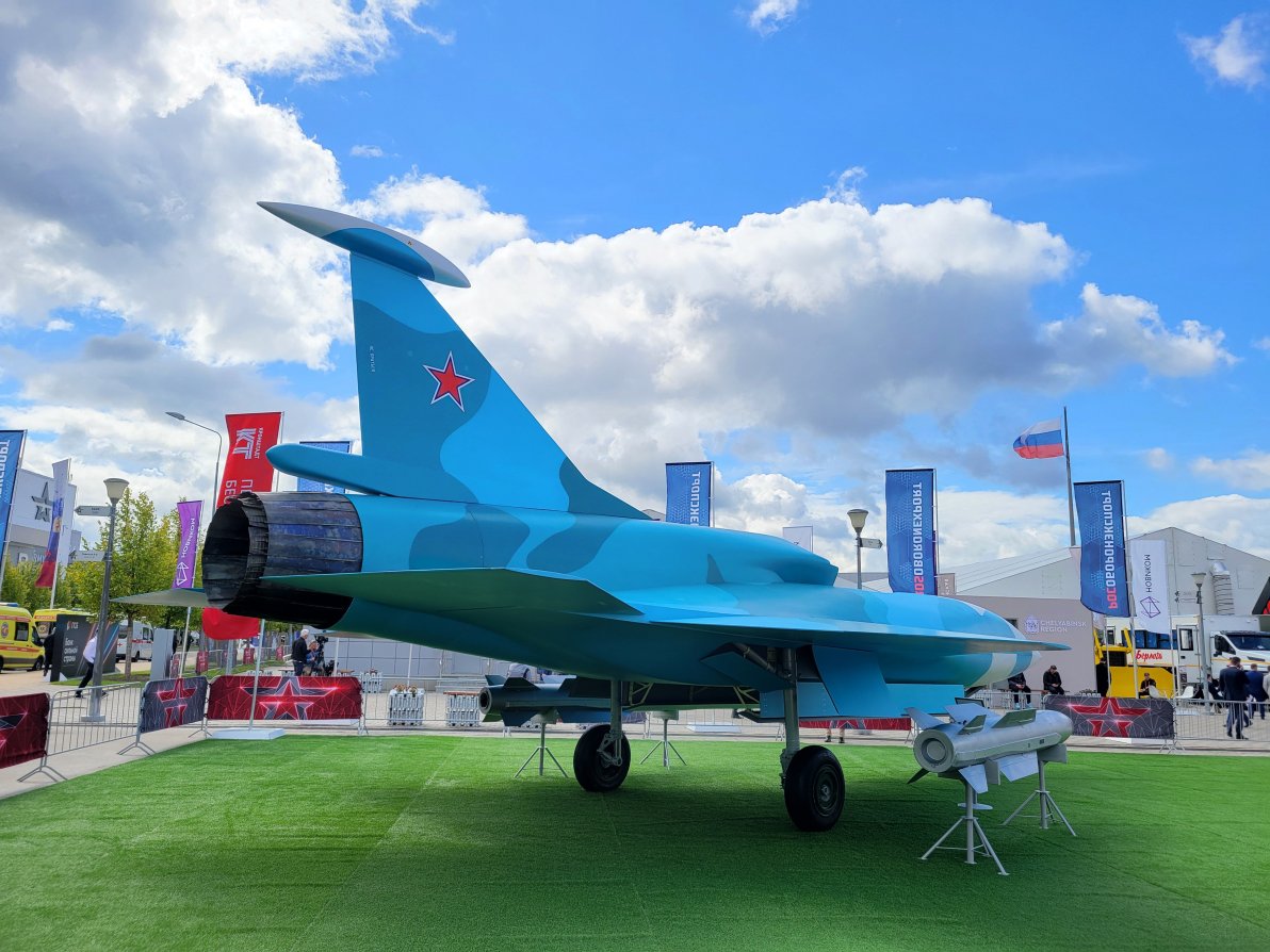 Russia’s Aspirational Grom Combat Drone's Design Totally Changes ...