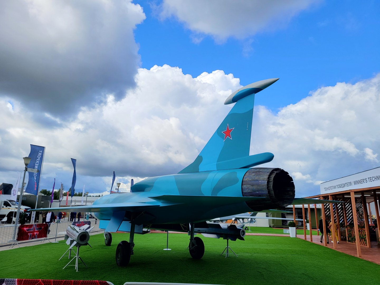 Russia’s Aspirational Grom Combat Drone's Design Totally Changes ...