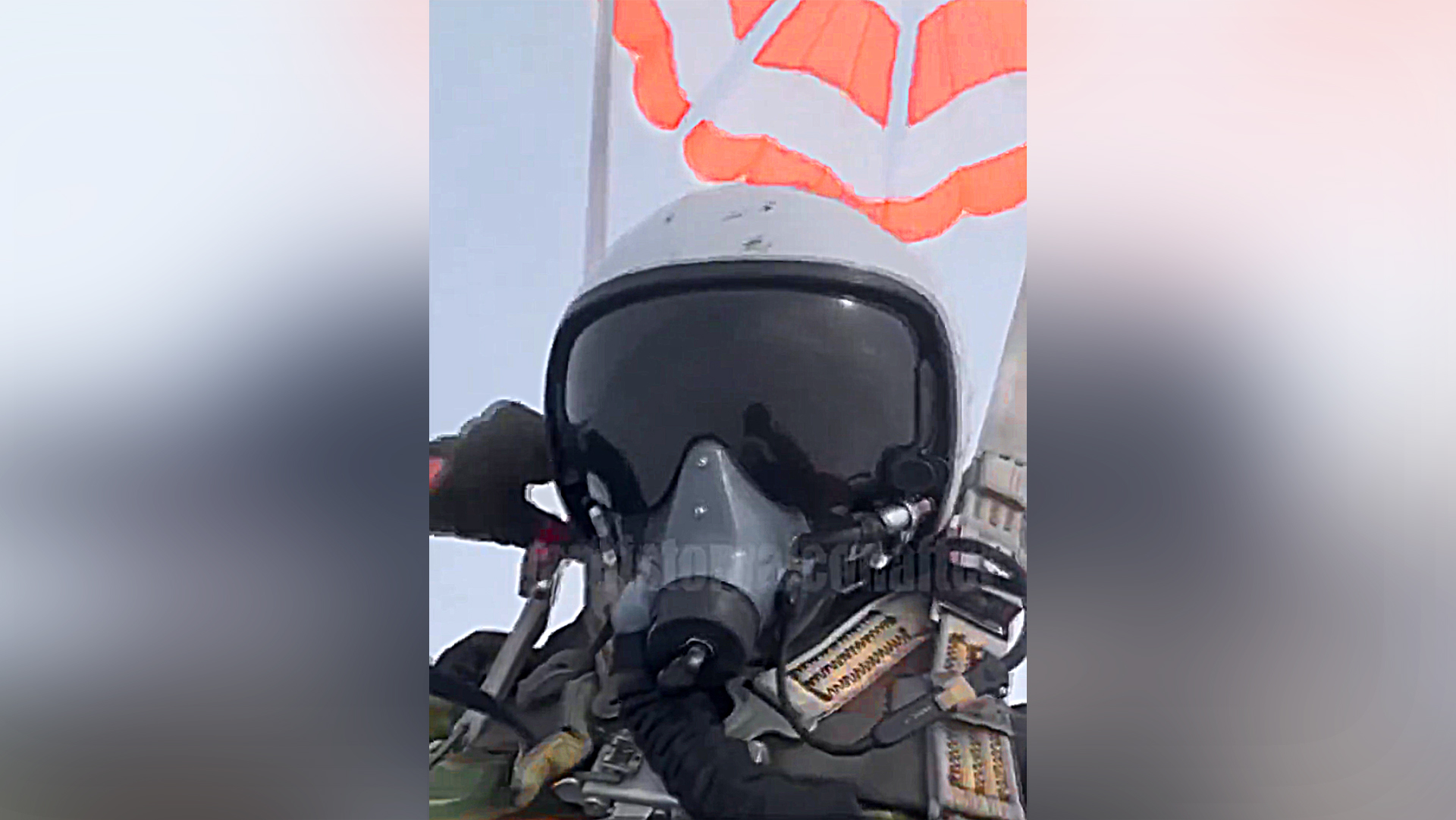 Russian Pilot Films His Flanker Falling Away After Ejecting During ...