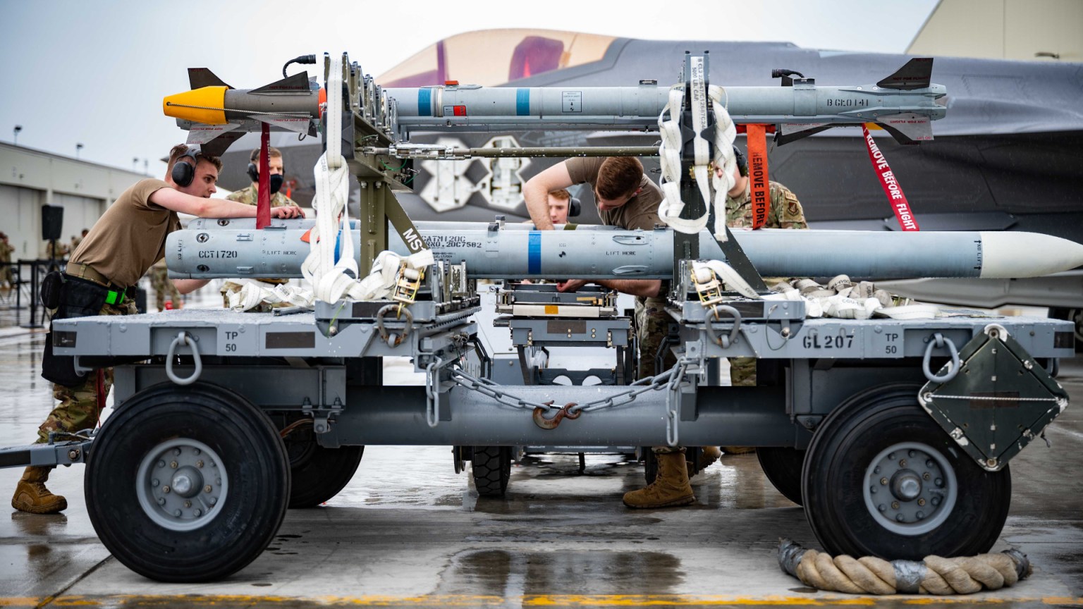 Army Seeking AIM-9X-Sized Surface-To-Air Missile With AIM-120-Like Range