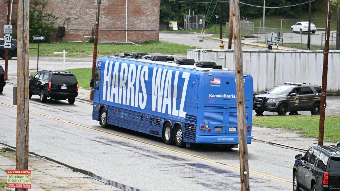 Secret Service's "Ground Force One" Presidential Armored Bus Emerges ...