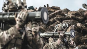 Saab Gets Big XM919 Shoulder-Fired Anti-Armor Launcher Order From The U ...