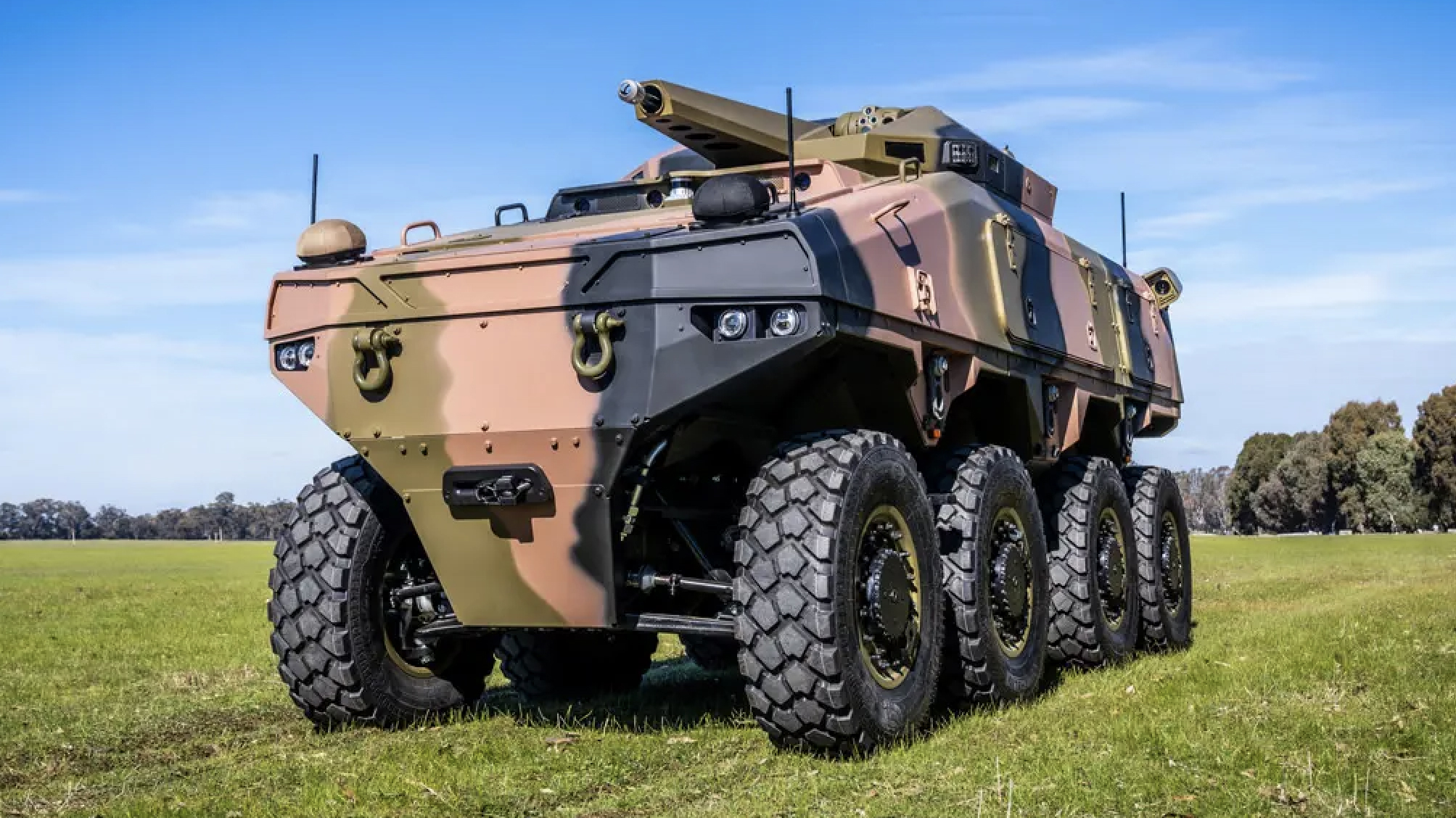 ATLAS Uncrewed “Combat Wingman” Fighting Vehicle Unveiled
