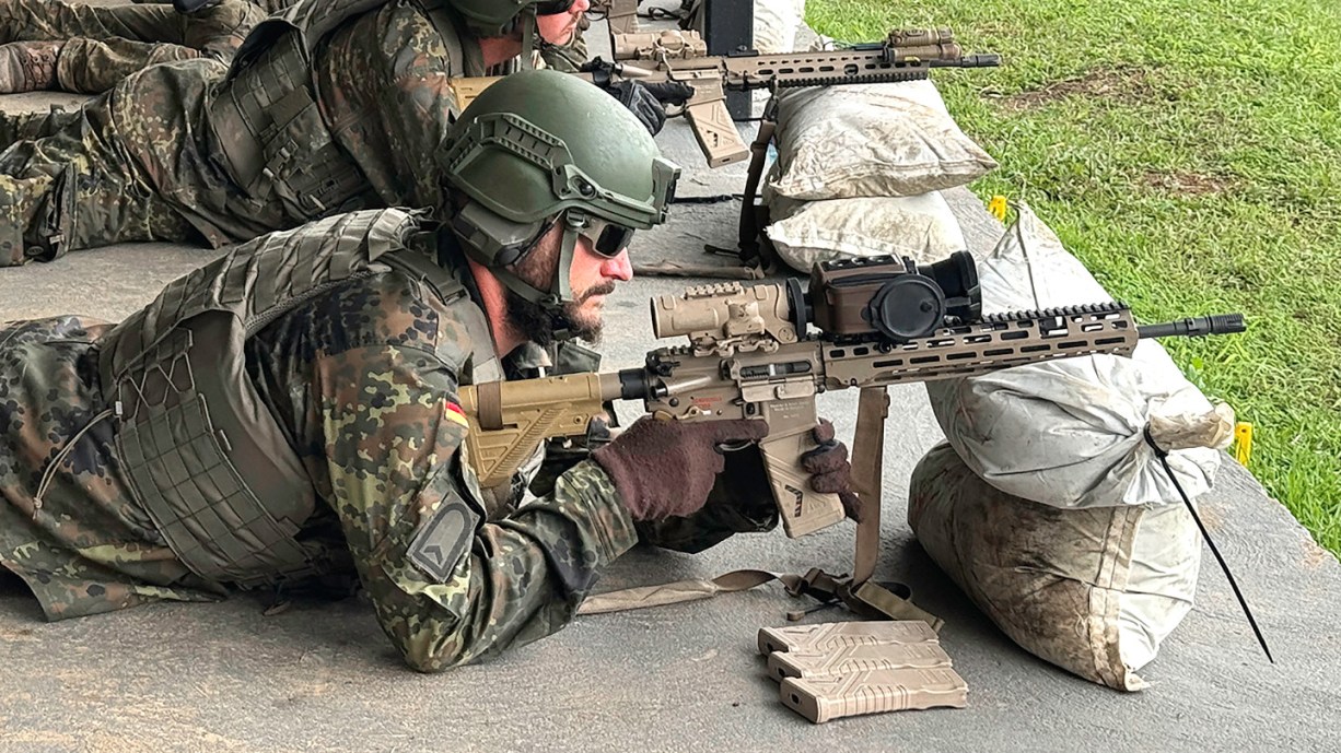 Germany's New HK416 Service Rifles Appear At Panama Test Site