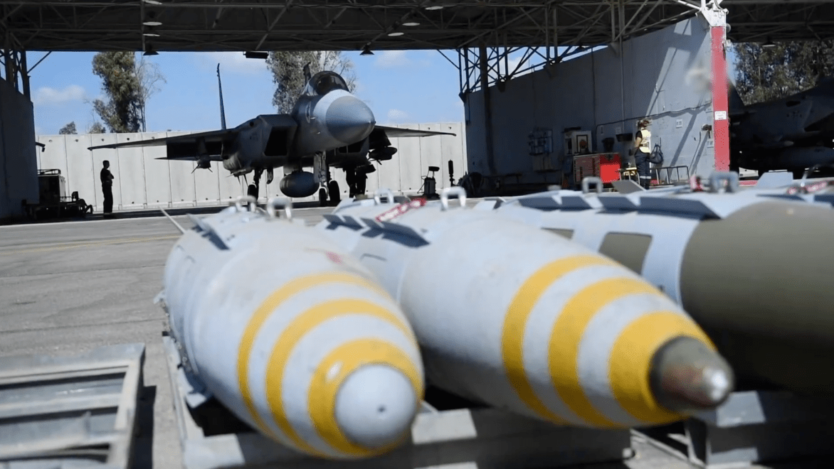 Israeli 707 Tanker's Secretive Remote Vision System Revealed In Long ...