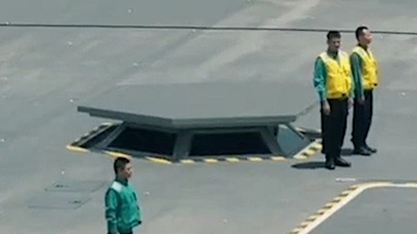 New Chinese Aircraft Carrier's Catapult Control 'Bubble' Looks Very ...