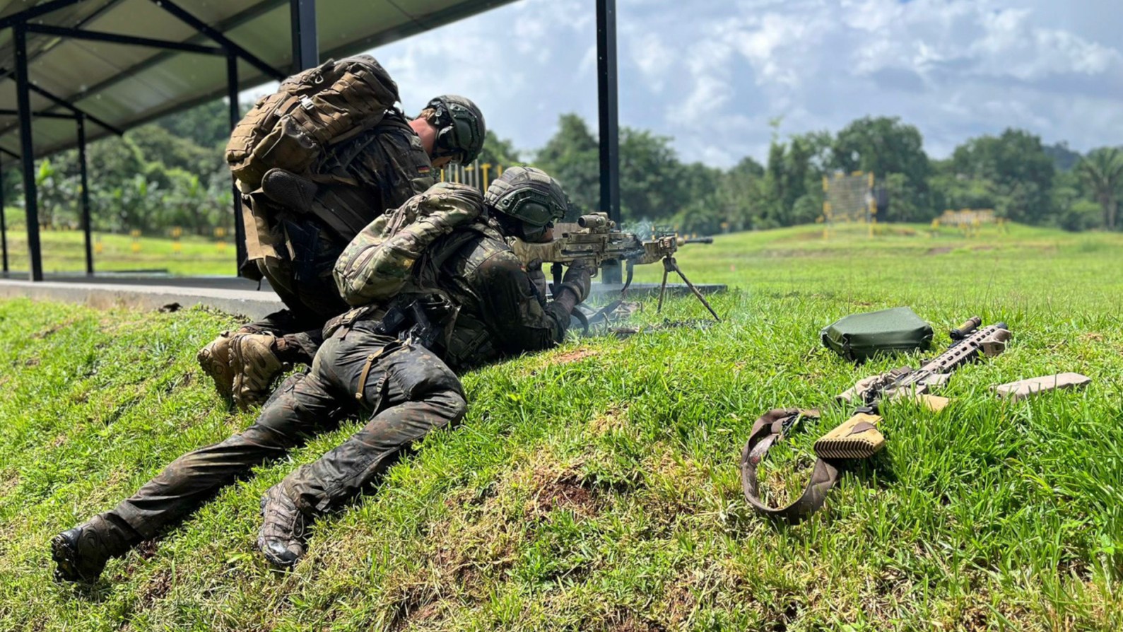 Germany's New HK416 Service Rifles Appear At Panama Test Site