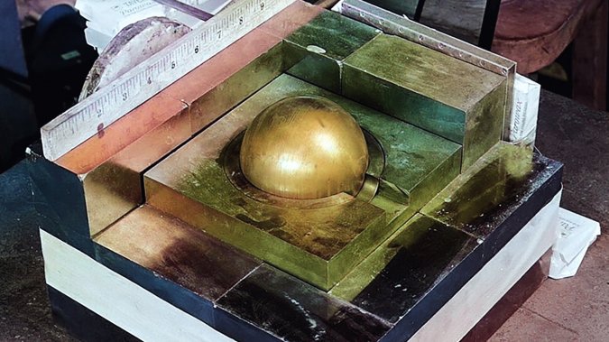 First Plutonium Pit For Nuclear Warhead Produced In The U.S. In 35 ...