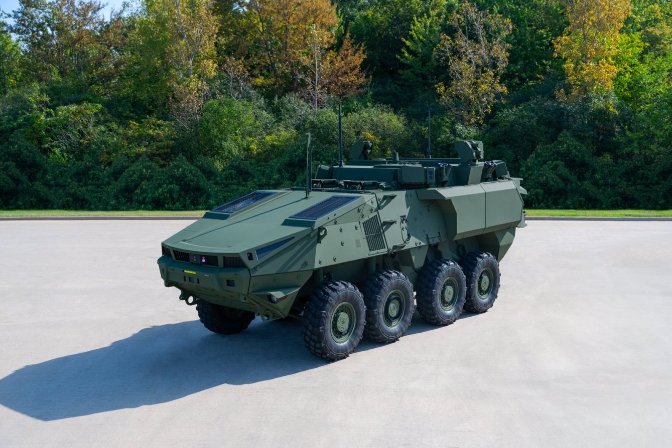 Command Center Stryker Teamed With Uncrewed Ground Vehicle 'Wingmen' A ...