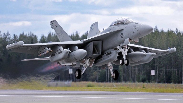 New Ways To Stretch F/A-18 Super Hornet's Range Sought By Navy