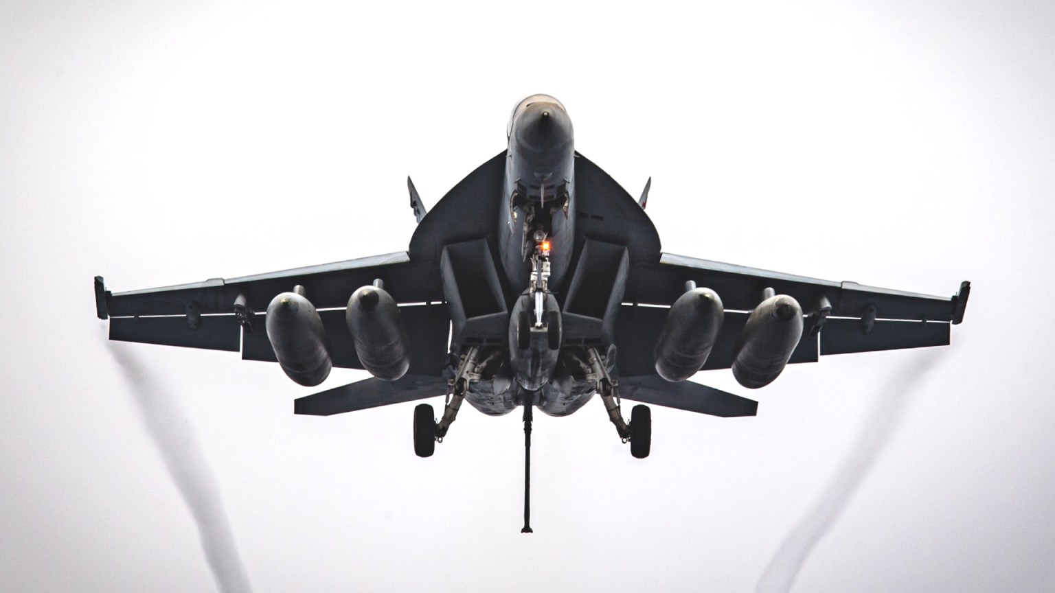 New Ways To Stretch F/A-18 Super Hornet's Range Sought By Navy