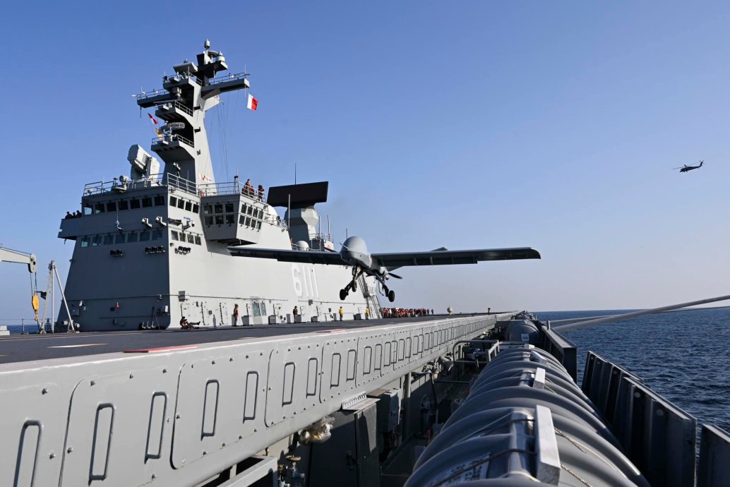 Gray Eagle STOL Drone Flies From South Korean Amphibious Assault Ship