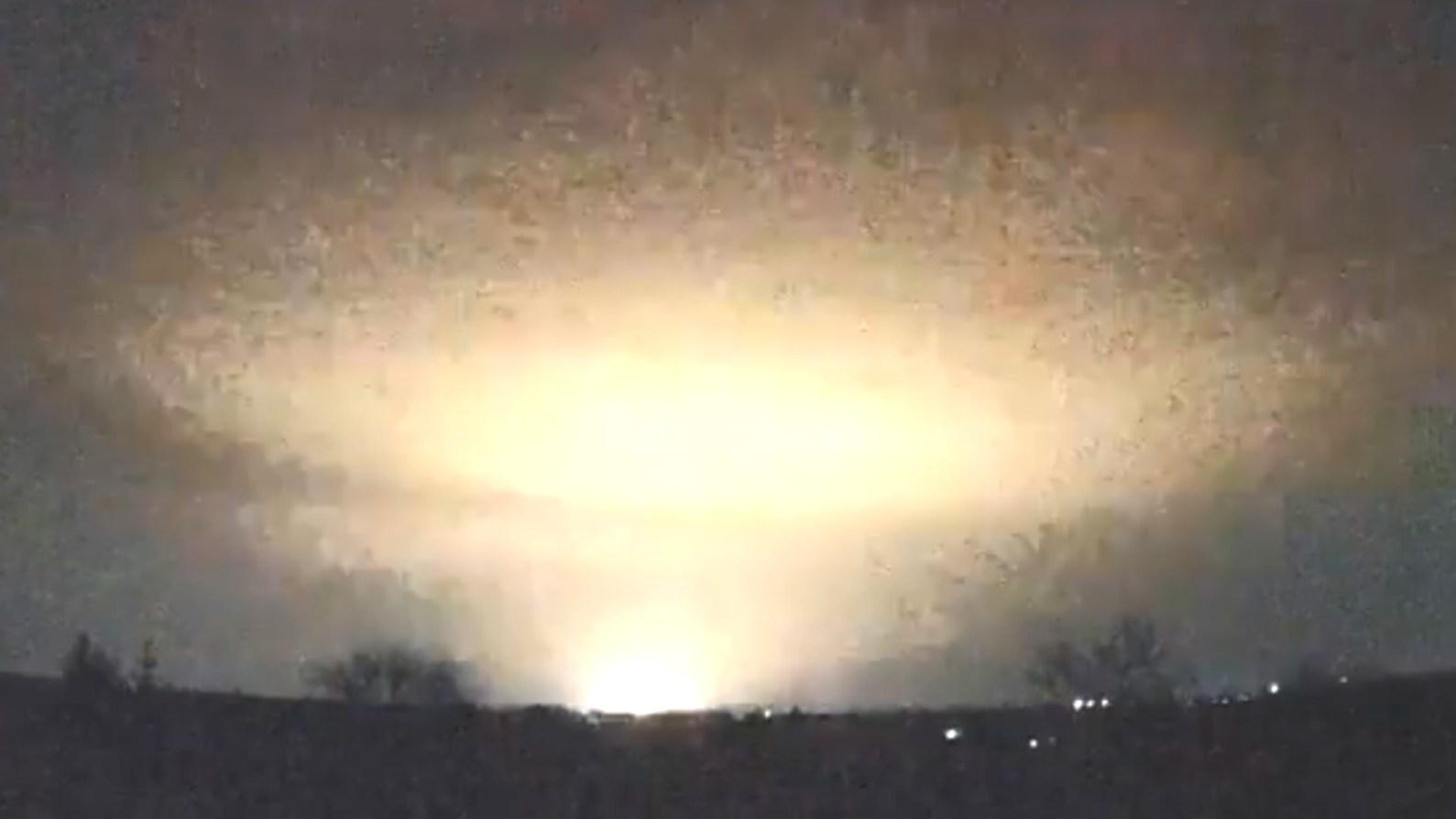 Russia's Experimental Ballistic Missile Used To Strike Ukraine Is Based ...