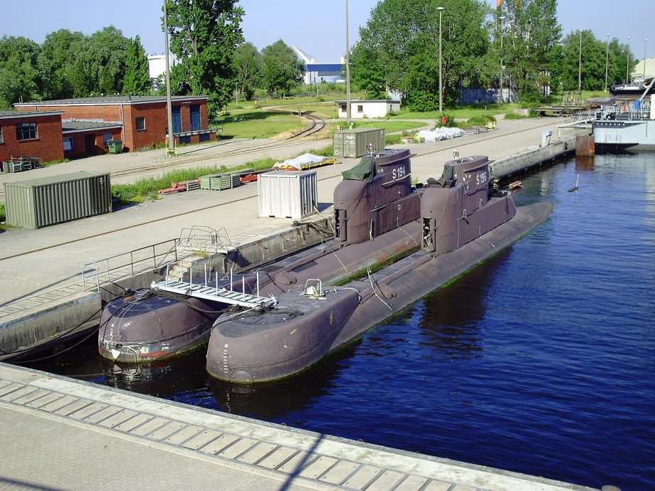 Giant Uncrewed Submarine Put Forward By Chinese Shipbuilder, Possibly ...