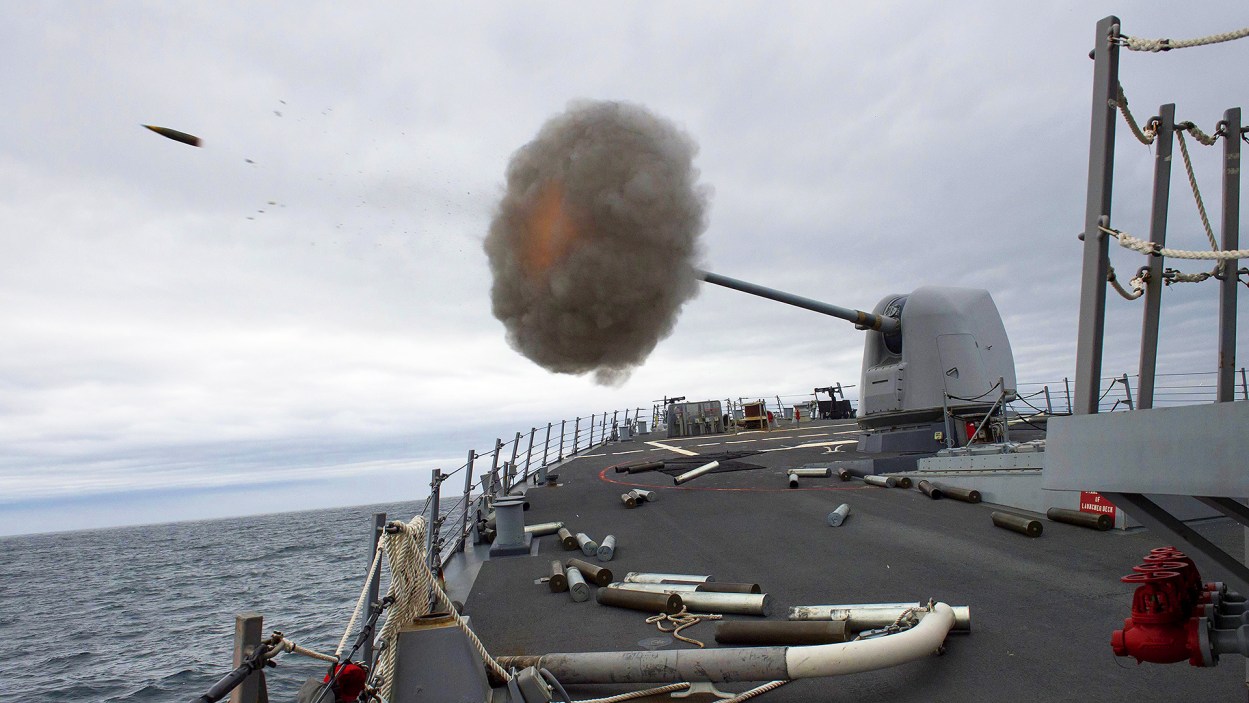 USS Carney's Red Sea Operations Highlight 5-inch Deck Gun's Anti-Air ...