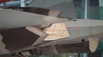 Su-57 Felon’s Two-Dimensional Thrust-Vectoring Engine Nozzle Breaks Cover