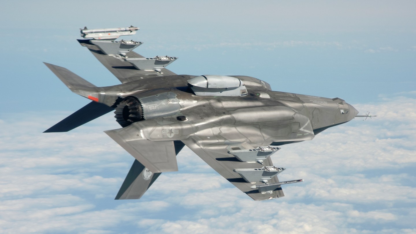 Check Out This Pic Of An F-35B Firing Its Gun Pod In The Air For The ...