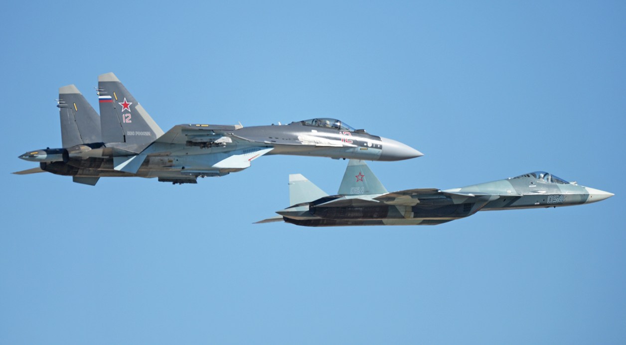 Su-57 Felon’s Two-Dimensional Thrust-Vectoring Engine Nozzle Breaks Cover
