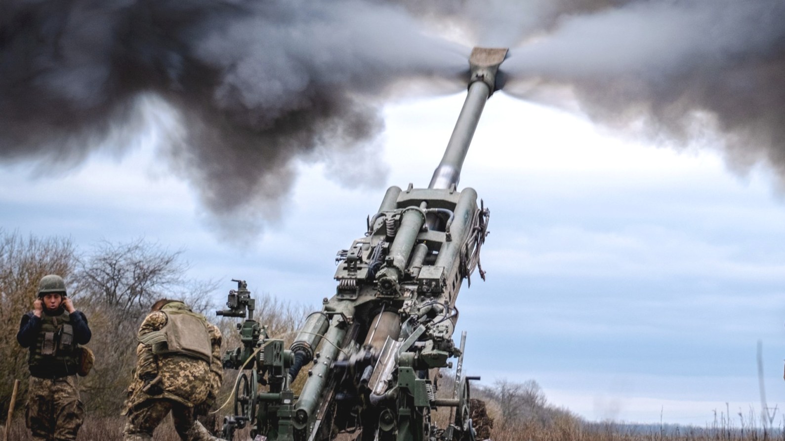 Ukraine Is Burning Through 155mm M777 Howitzer Barrels So Fast The U.S ...
