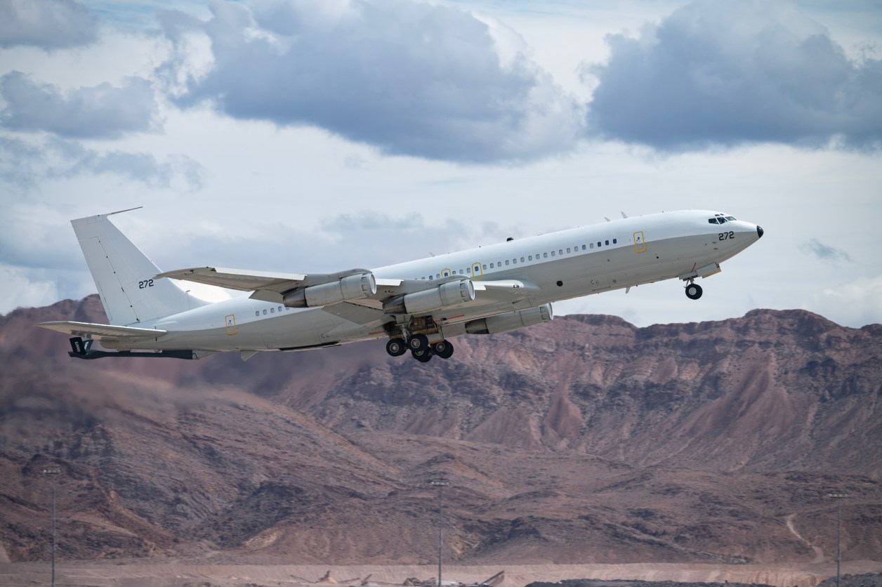 Our Best Look So Far Inside Israel’s Once Secretive 707 Tankers