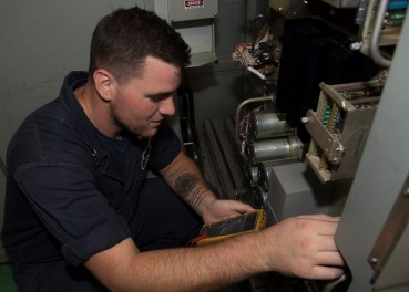 Destroyer Has Become First U.S. Navy Ship To Deploy Artificial ...