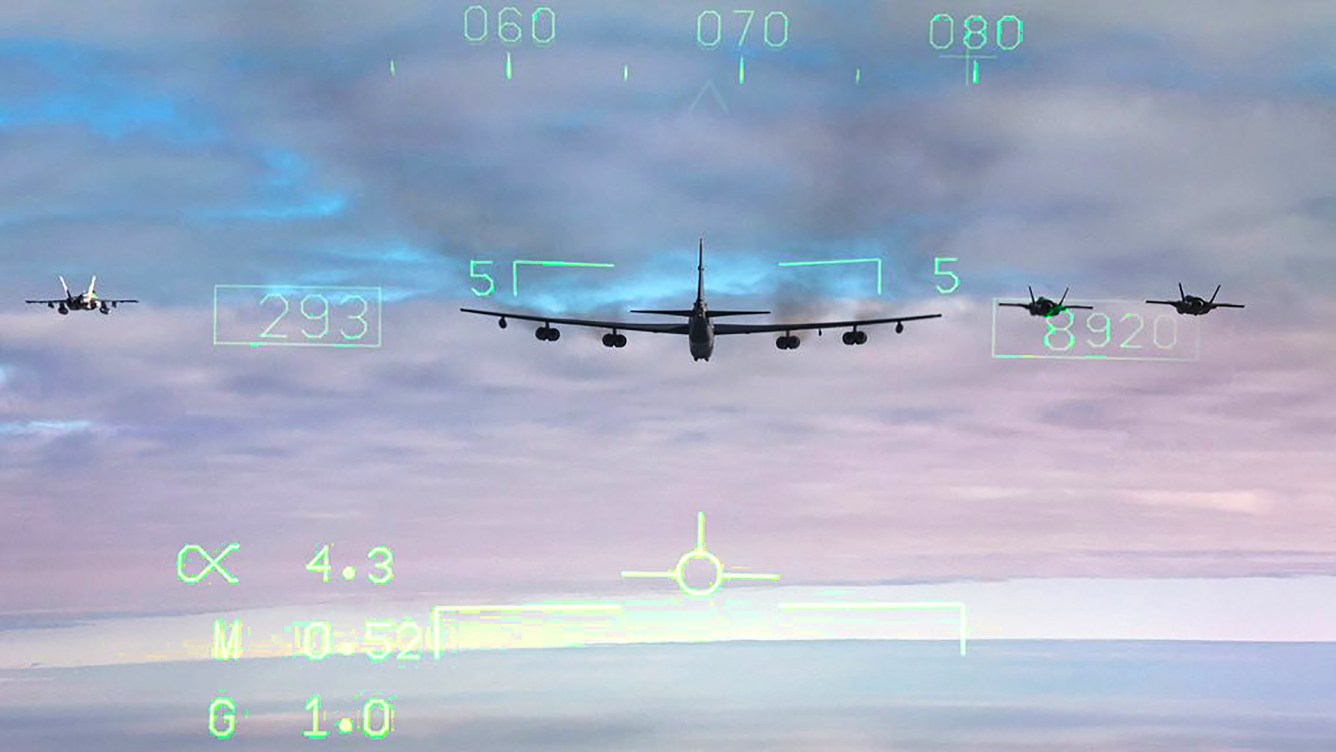 B-52 Tested 2,000lb Quickstrike-ER Winged Standoff Naval Mines During ...