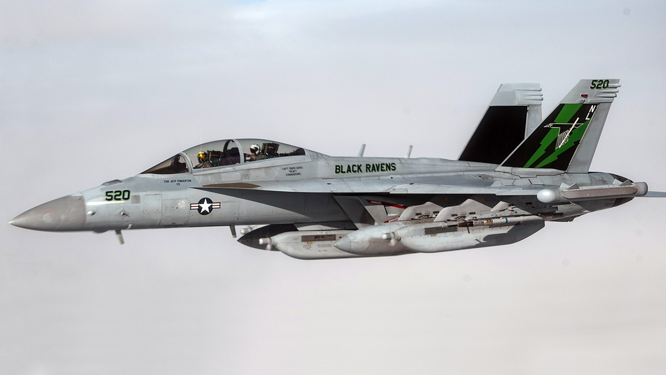 EA-18G Growler Crashes Into San Diego Bay (Updated)