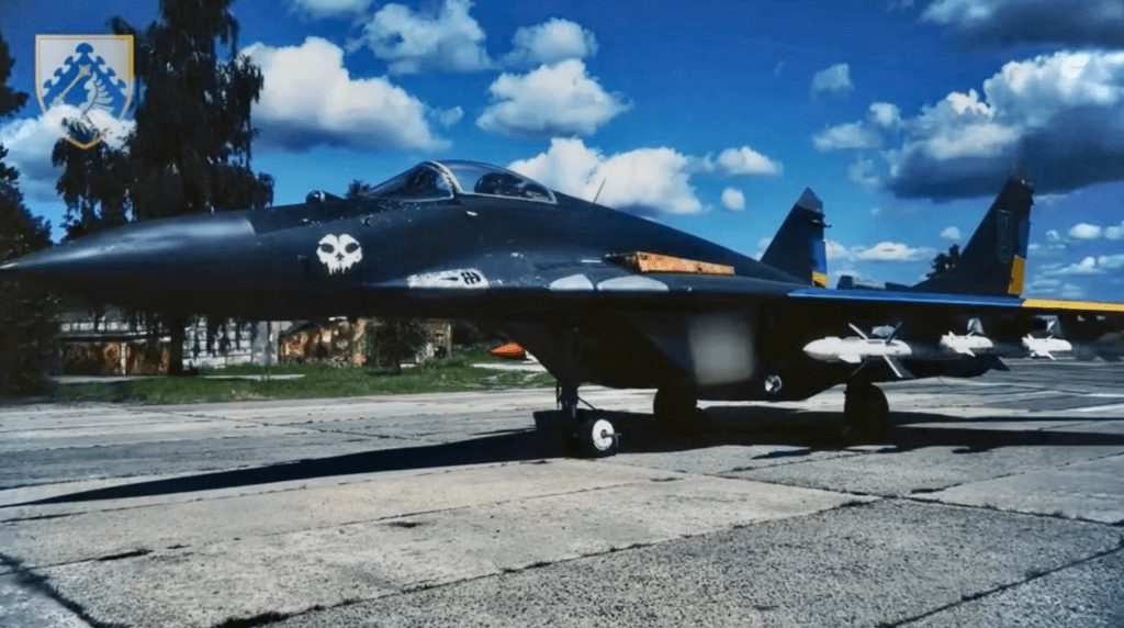 MiG-29 Black "Ghost" Ukraine Fighter Jet Minecraft Map