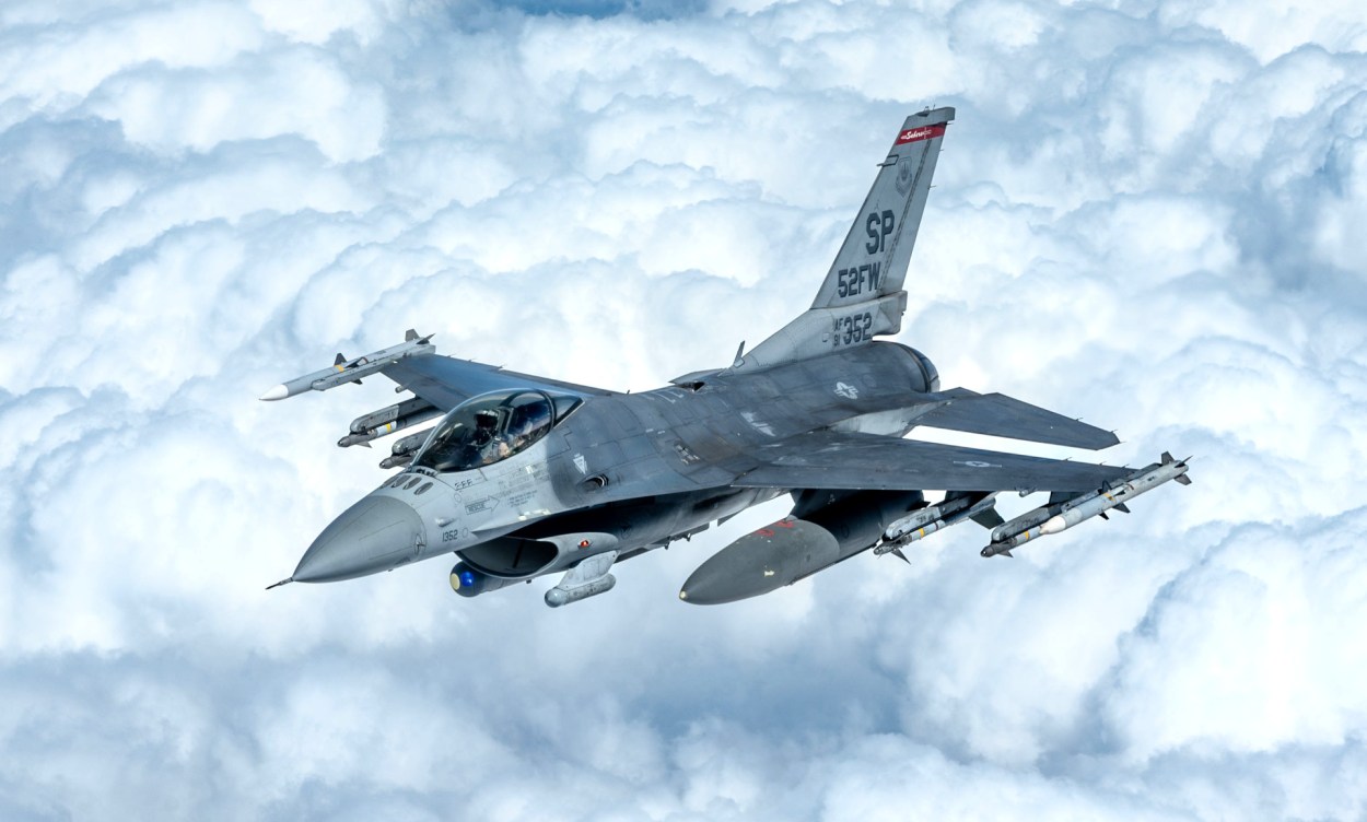 F-16s With Larger Laser-Guided Rocket Loads, Drone Kill Marking Emerge Over Middle East