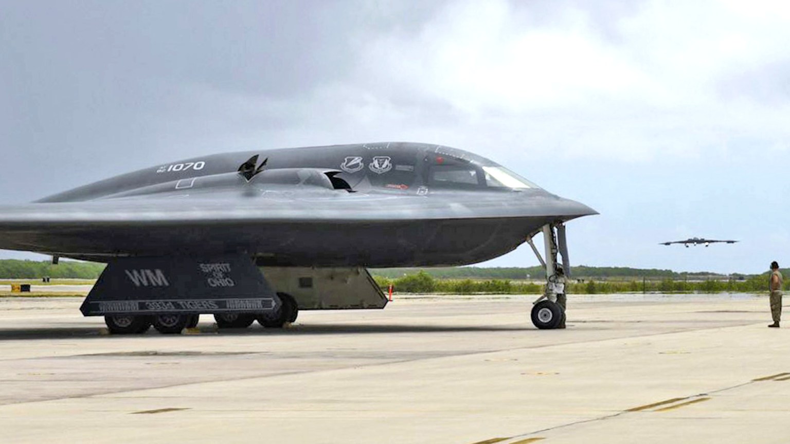 B-52s Join B-2s On Diego Garcia,10 Bombers Now At Indian Ocean Island