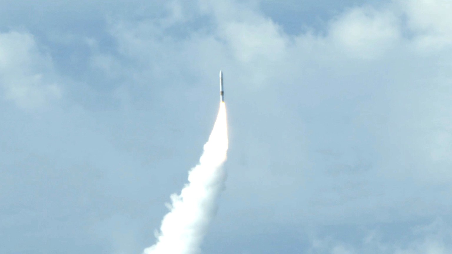 SM-6 Missile Closer To Proving Hypersonic Weapon Intercept Capability ...