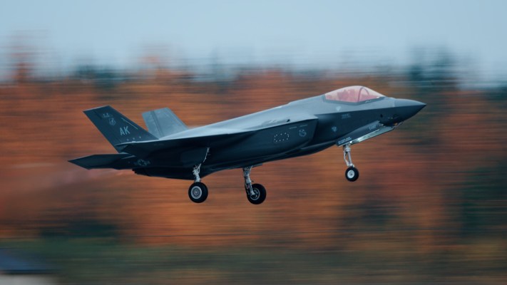 Giving F-35 "NASCAR Upgrade" Can Deliver 80% Of F-47 Capabilities At ...