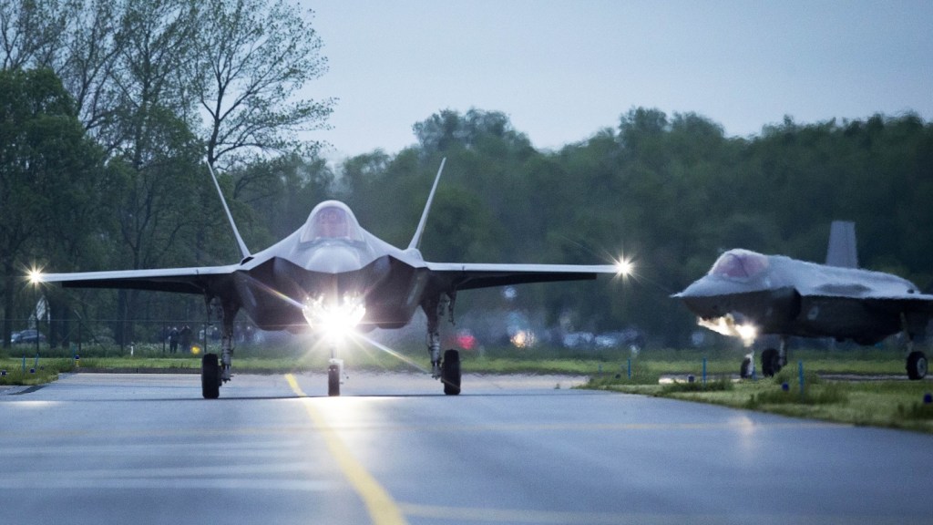 Dutch F-35s Provide Targeting For Rocket Artillery