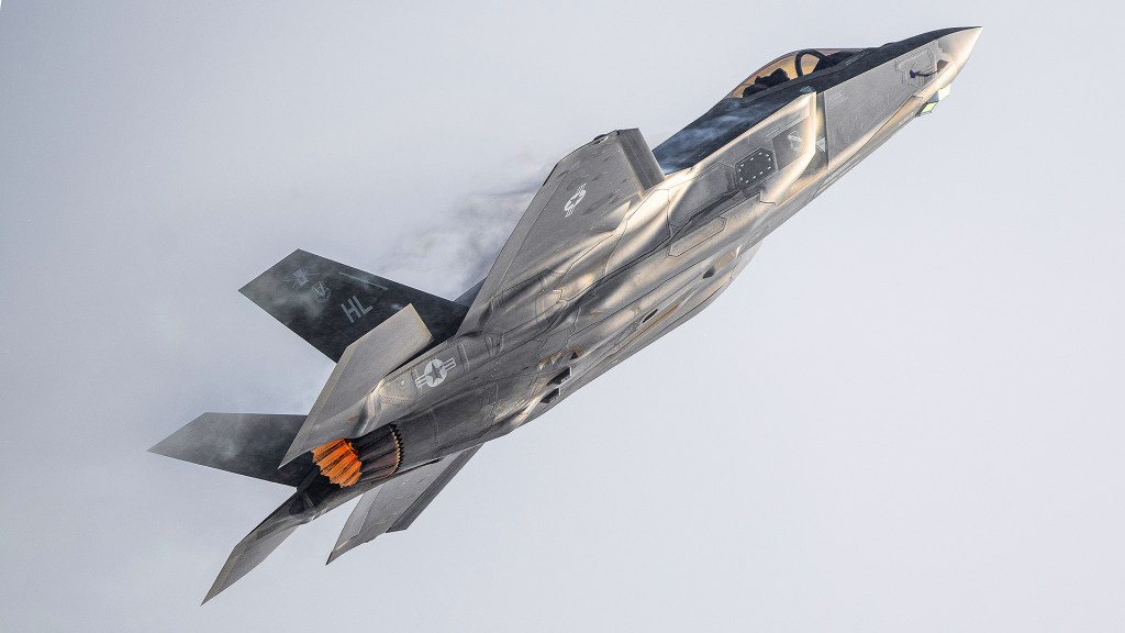F-35s Set To Get Missile-Luring Expendable Active Decoys