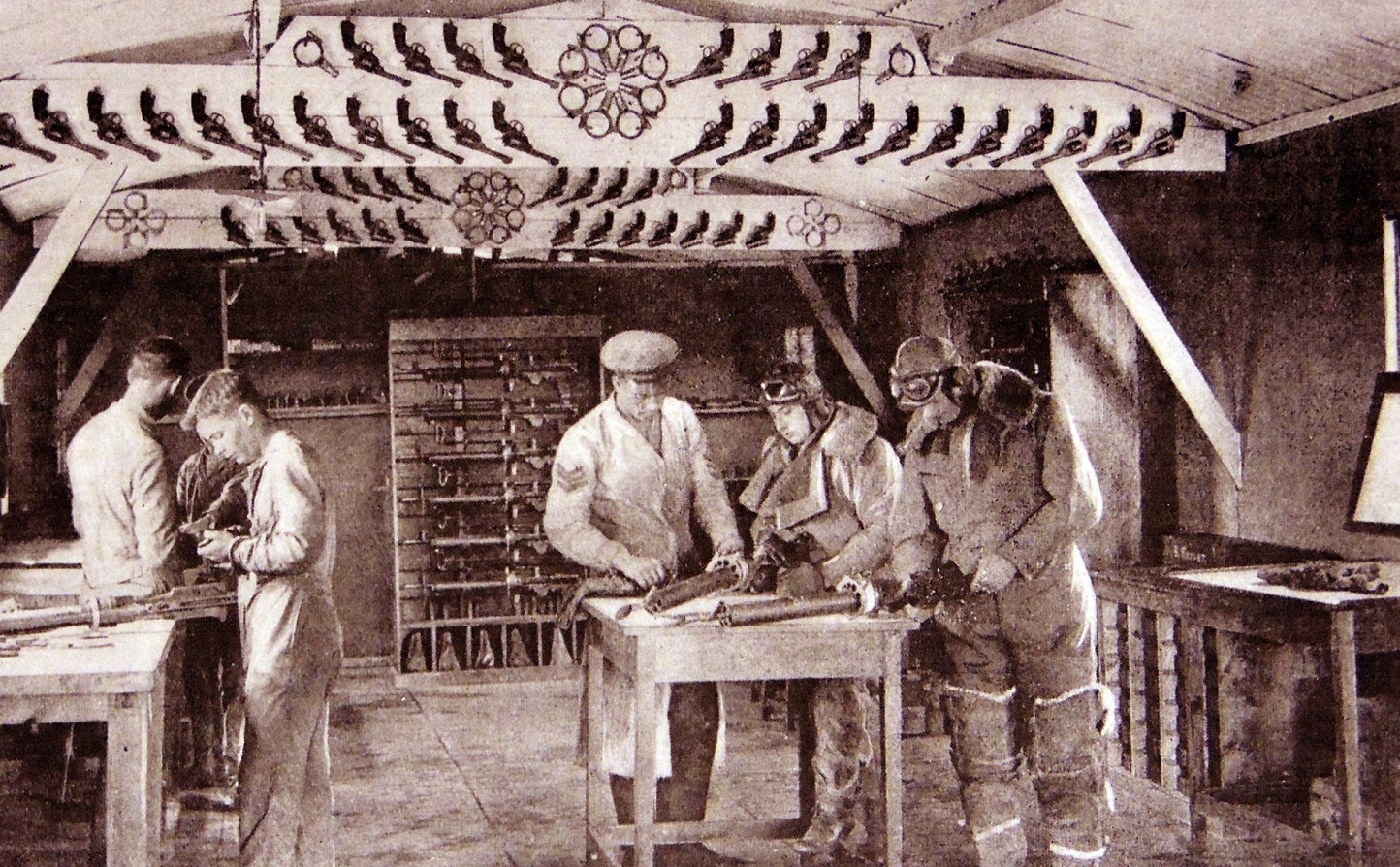 Guy Built This Fully-Crewed Tank Simulator That Uses Empty Soda Bottles ...