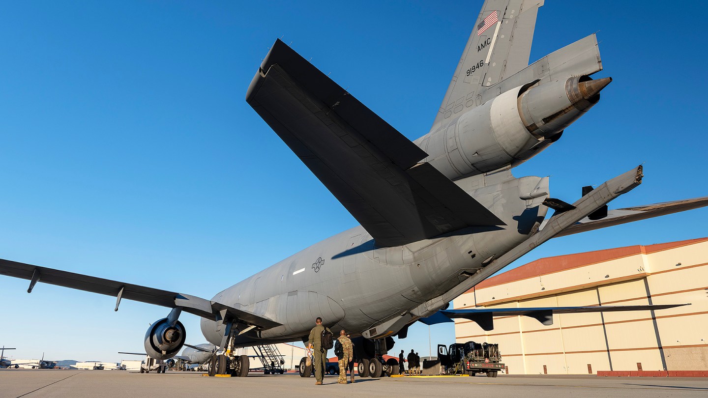 KC-10 Extender Tankers Are Up For Auction