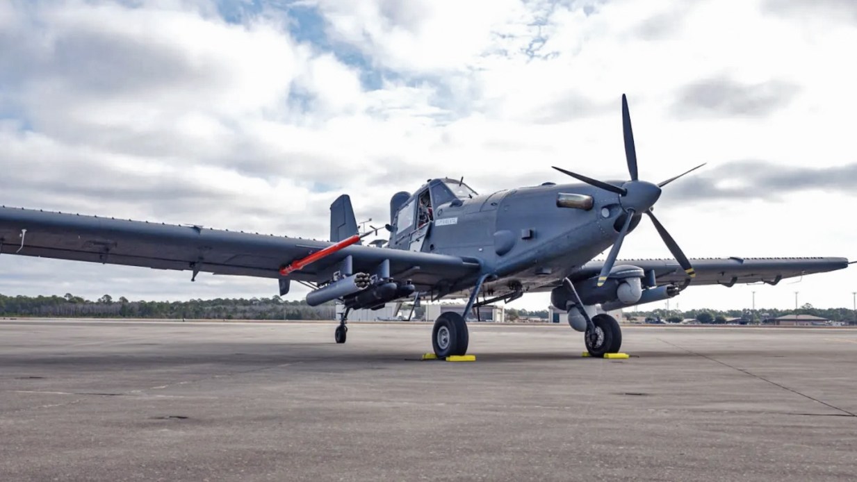 First OA-1K Skyraider II Handed Over To Air Force Special Operations ...