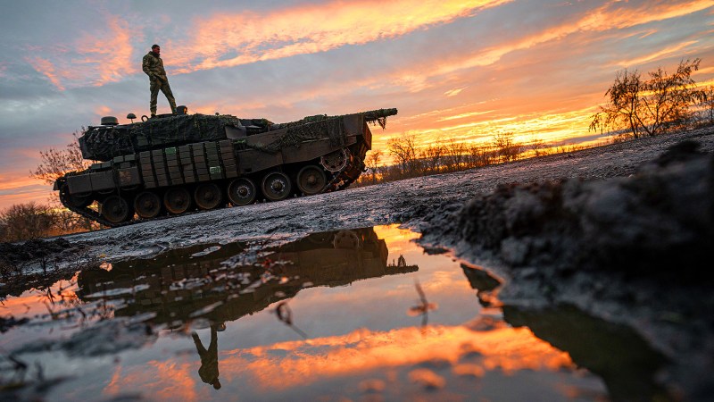 Ukraine's New AK-M16 Mashup Rifle Is Symbolic of the Country's Morphing ...