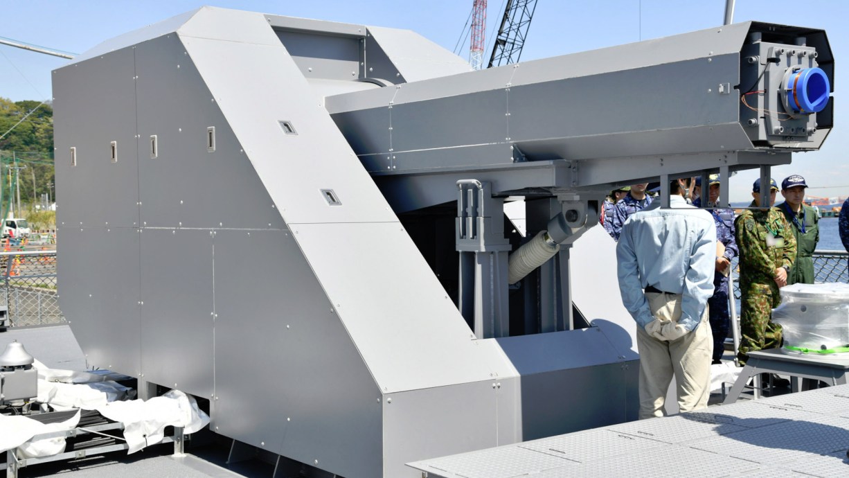 Japanese Shipbuilder Pitches Amphibious Assault Ship For Country's ...