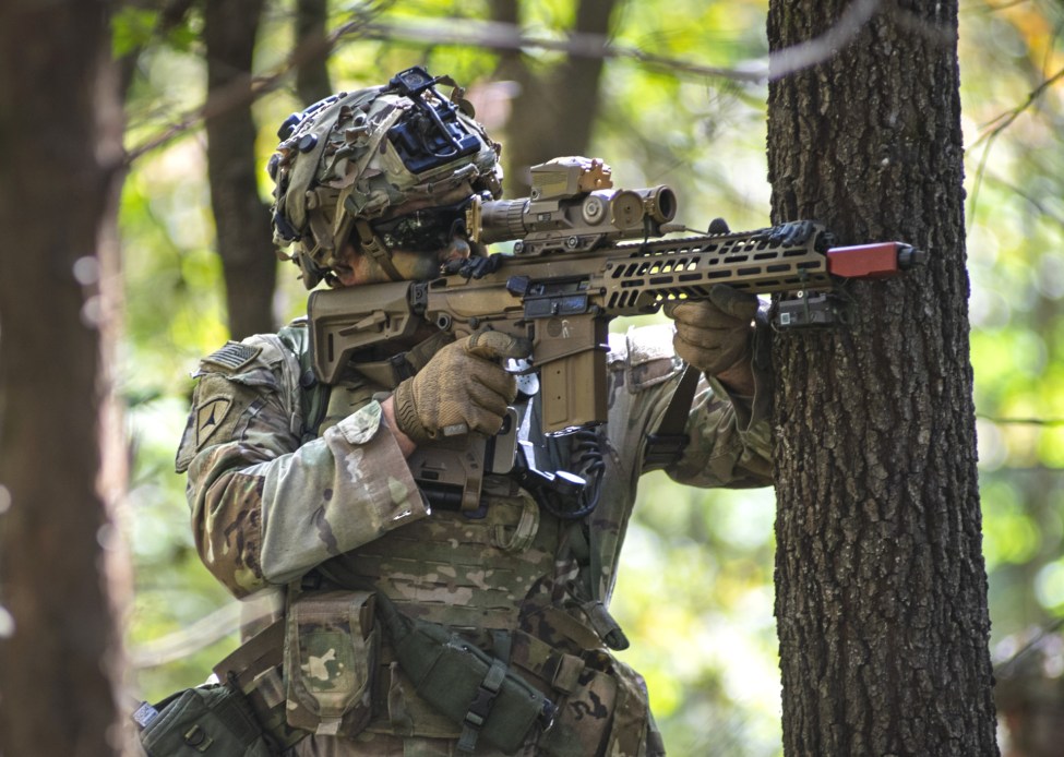 Army Captain Slams New XM7 Rifle As "Unfit," Sig Sauer Says Otherwise ...