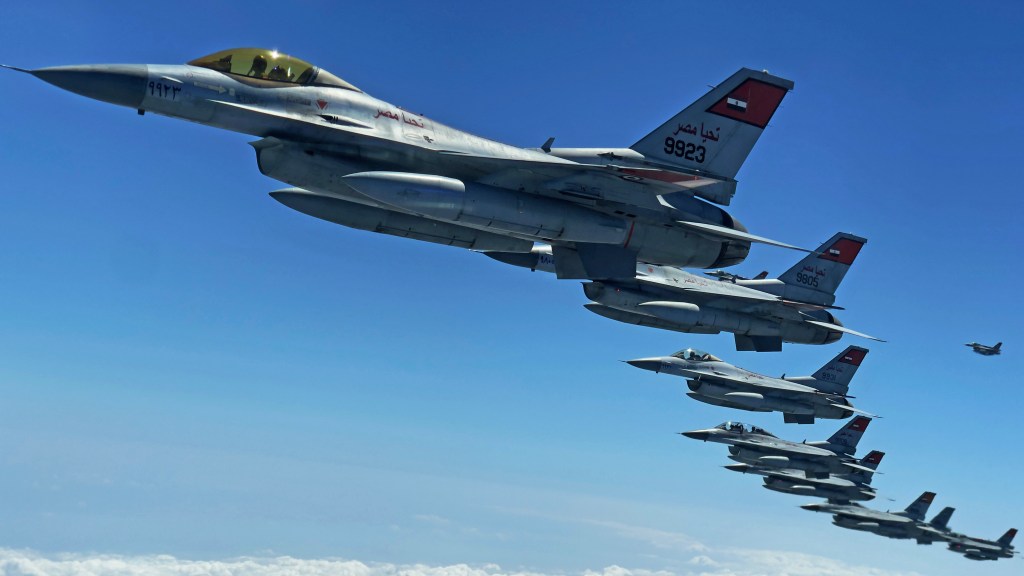 Egypt Finally Cleared To Buy AIM-120 AMRAAMs