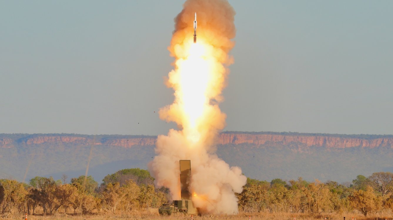SM-6 Fired At Target Ship Down Under By U.S. Army’s Typhon Launcher