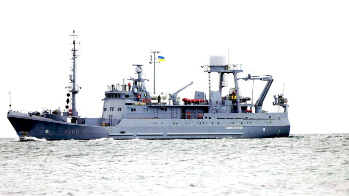 Russia Just Made Its First Successful Drone Boat Attack On A Ukrainian ...