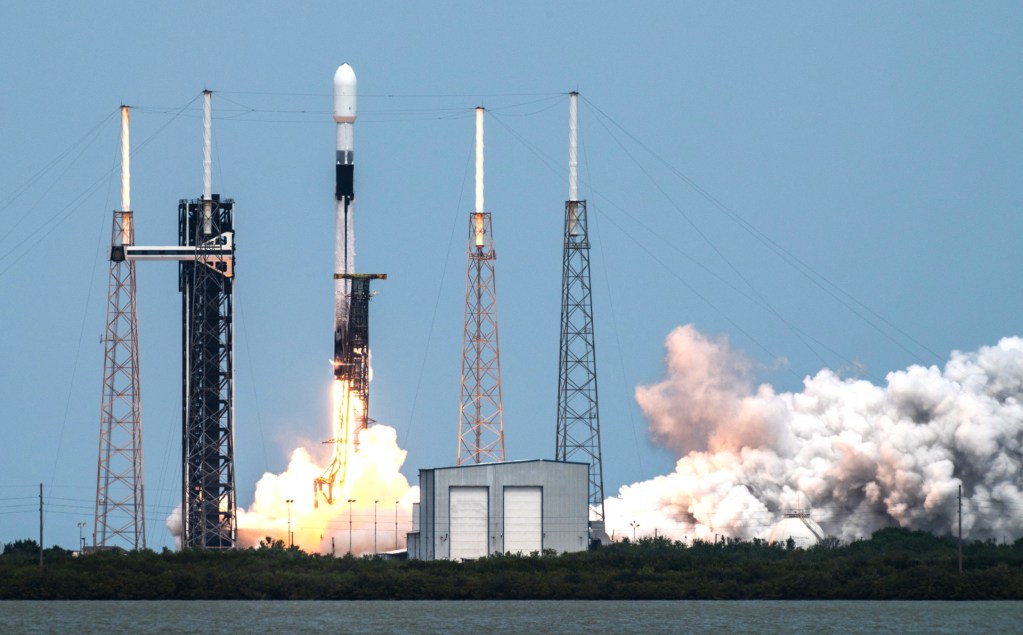 Tracking Moving Aircraft Via Radar Satellites Instead Of Surveillance ...