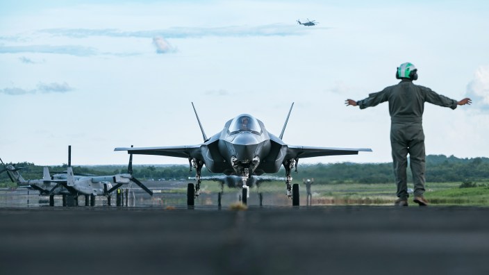 Watch F-35 'Headbutt' Private Plane During Low-Level Intercept Over Marin