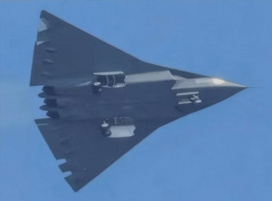 China's J-36 Tailless Stealth Jet's New Thrust Vectoring Nozzles Seen ...