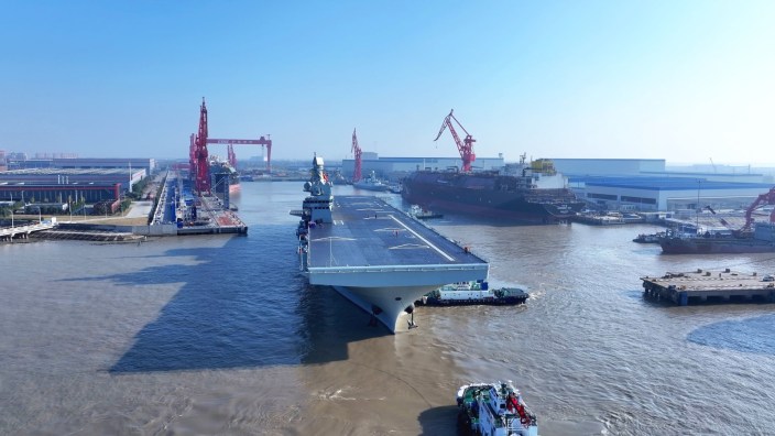 China’s Type 076 Supersized Amphibious Assault Ship Heads To Sea On Its ...