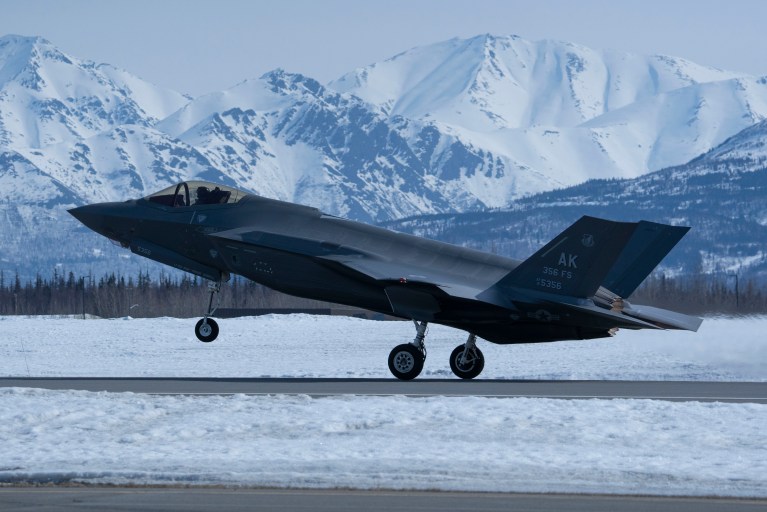 Canadian NORAD Commander's View On Future F-35 Fighter Force