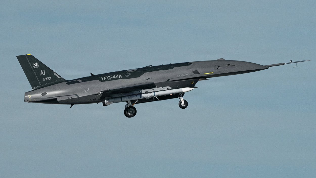 Anduril's Fury Collaborative Combat Aircraft Is Now Flying With AIM-120 ...