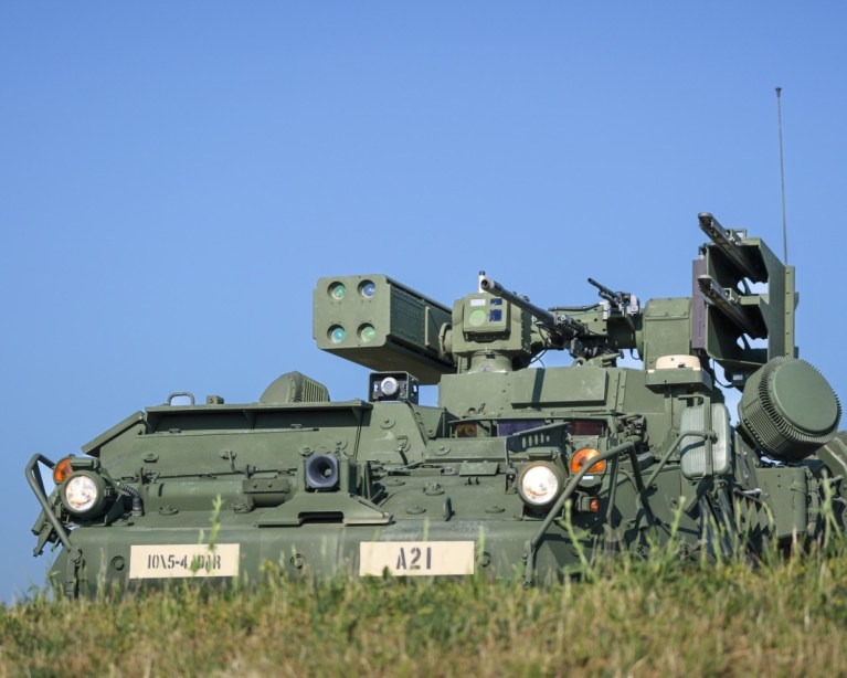 AH-64 Apache Is Getting Proximity Fuzed 30mm Cannon Ammo For Swatting ...